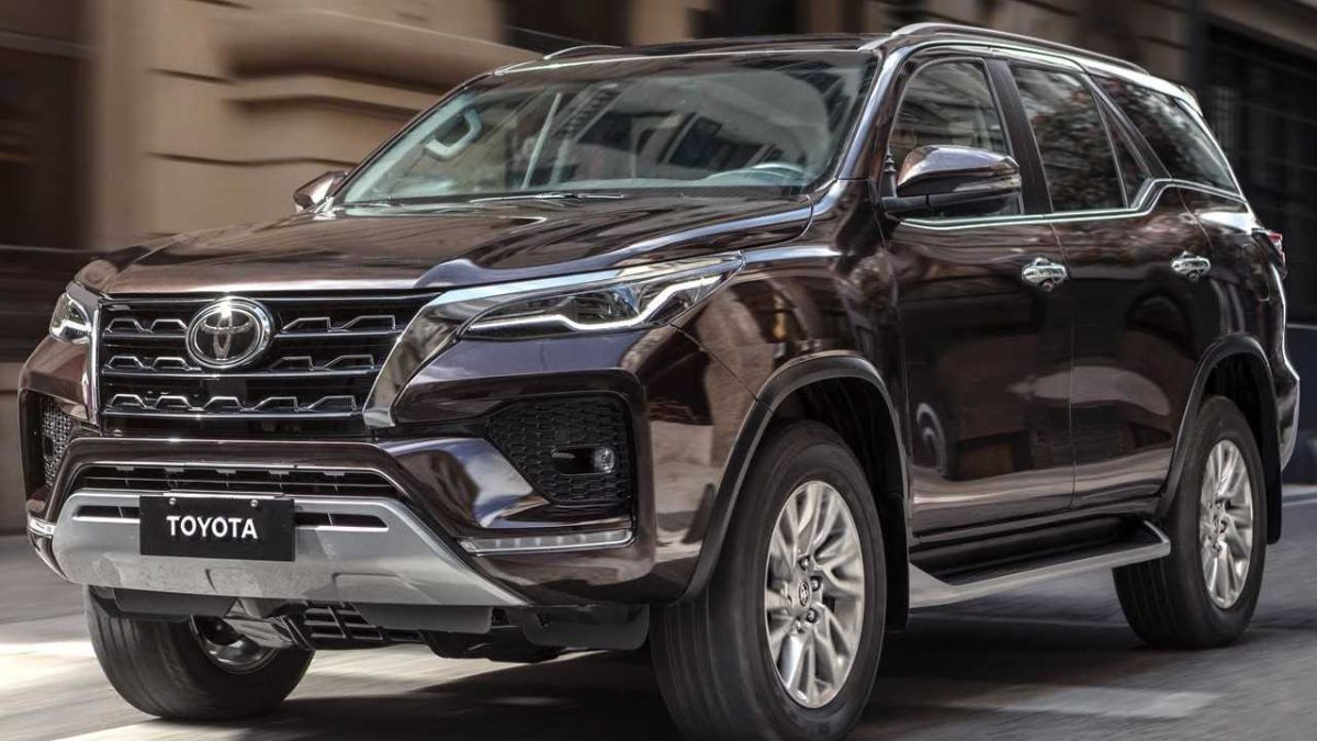 Toyota SW4 2023: Preço, Ficha Técnica, Consumo e Fotos