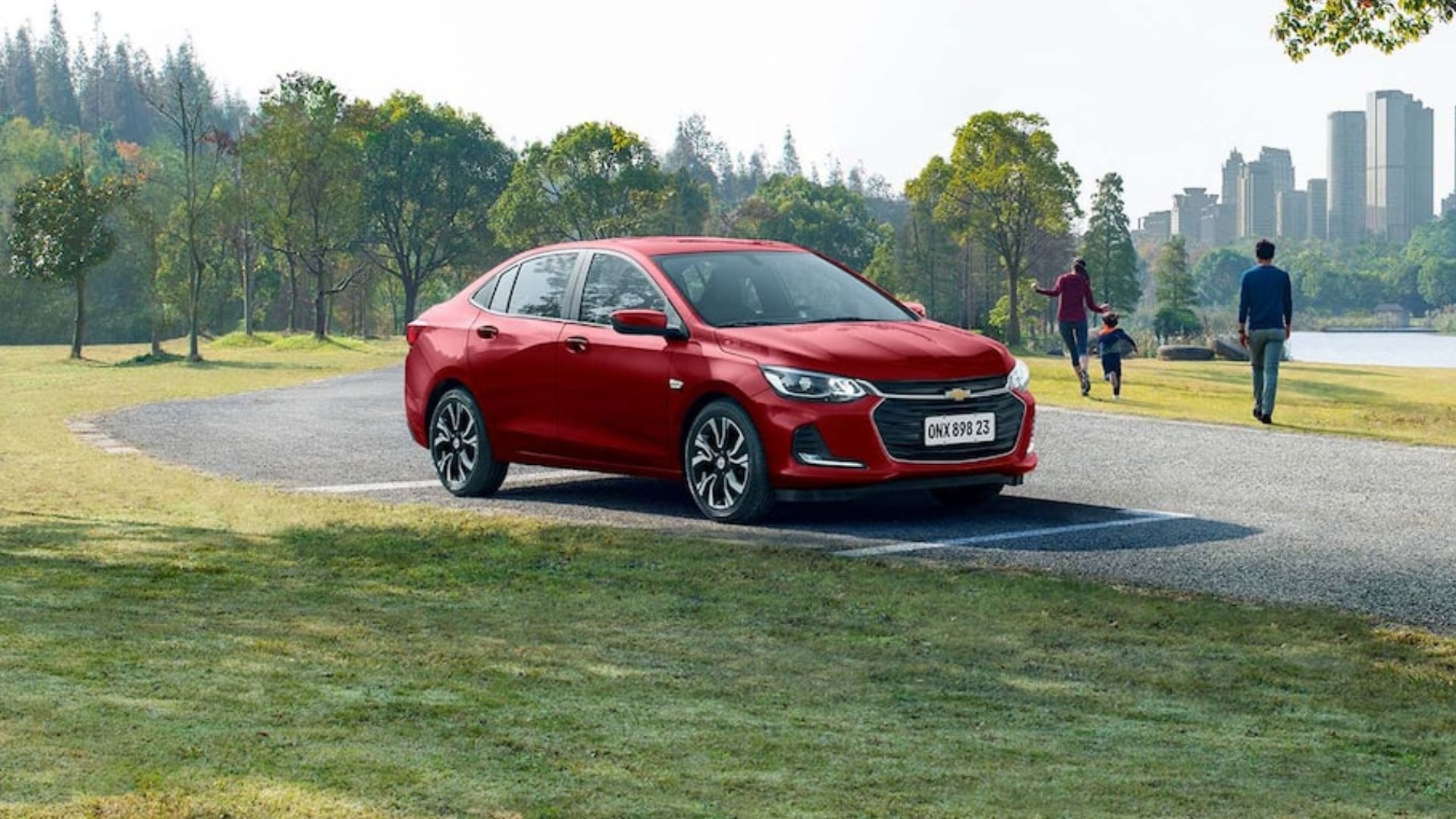 Chevrolet Onix Plus 2024 Preço: Descubra quanto custa a versão sedan do ...