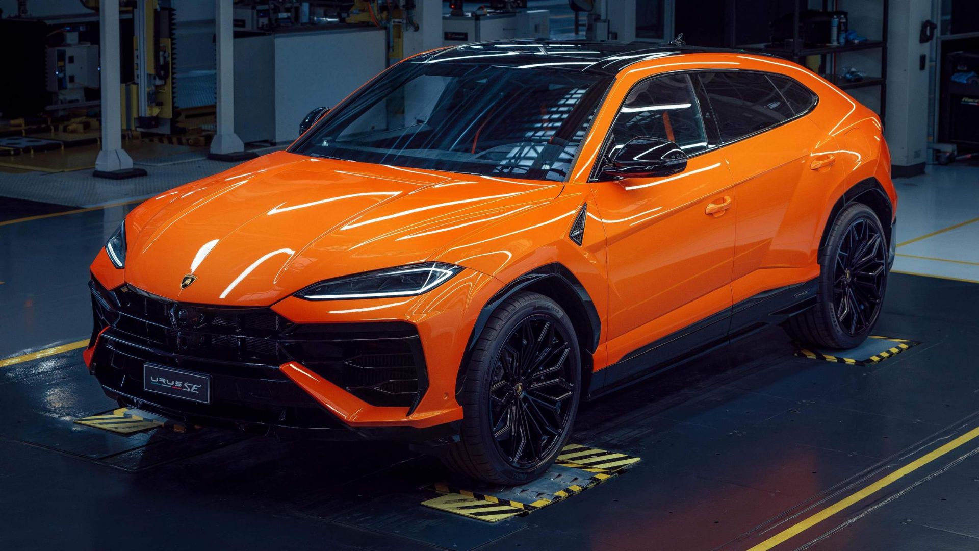 Lamborghini Urus 2025: Motor, Consumo, Preço, Design e Ficha Técnica