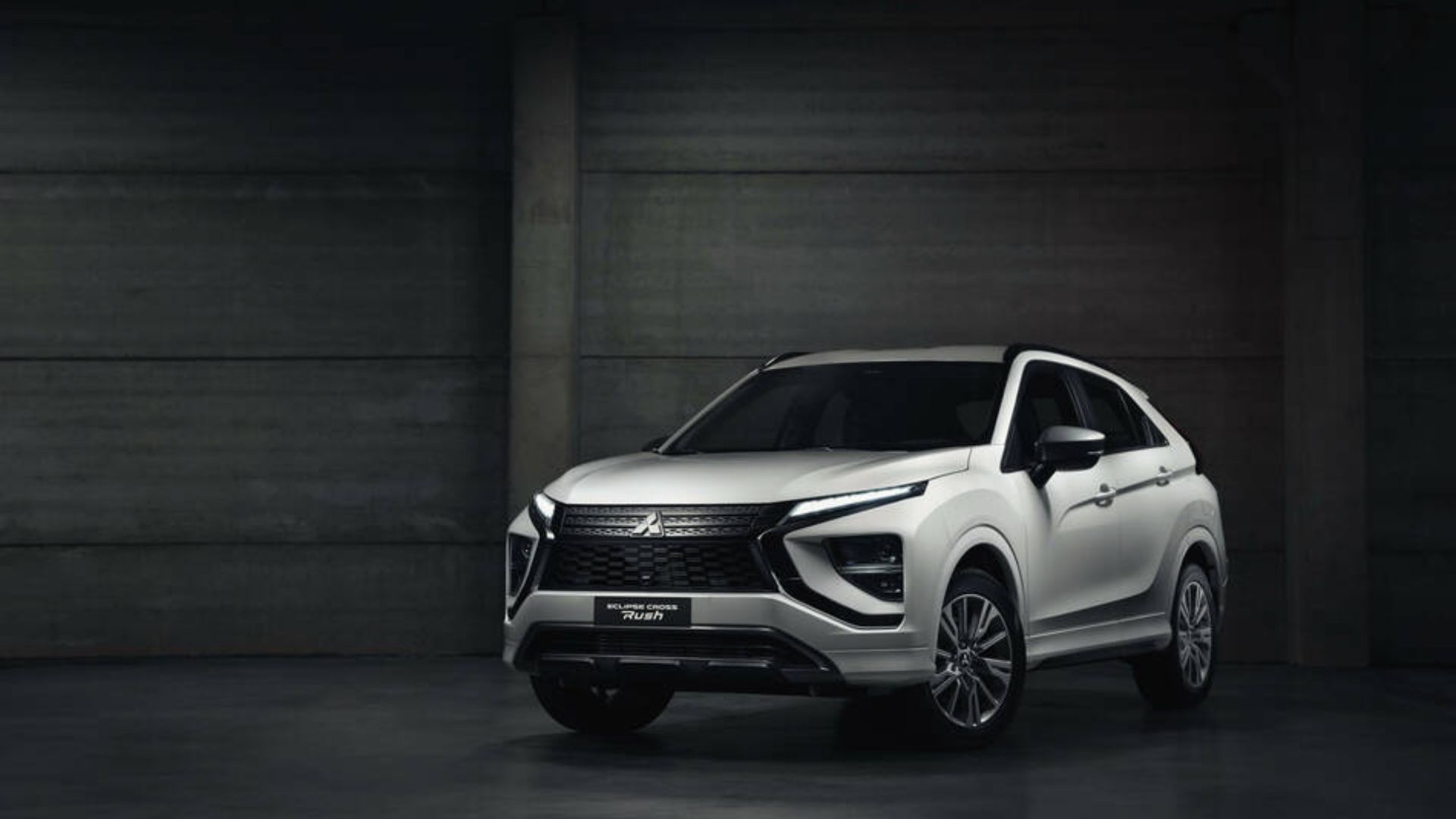 Mitsubishi Eclipse Cross 2025: Motor, Consumo e Ficha Técnica