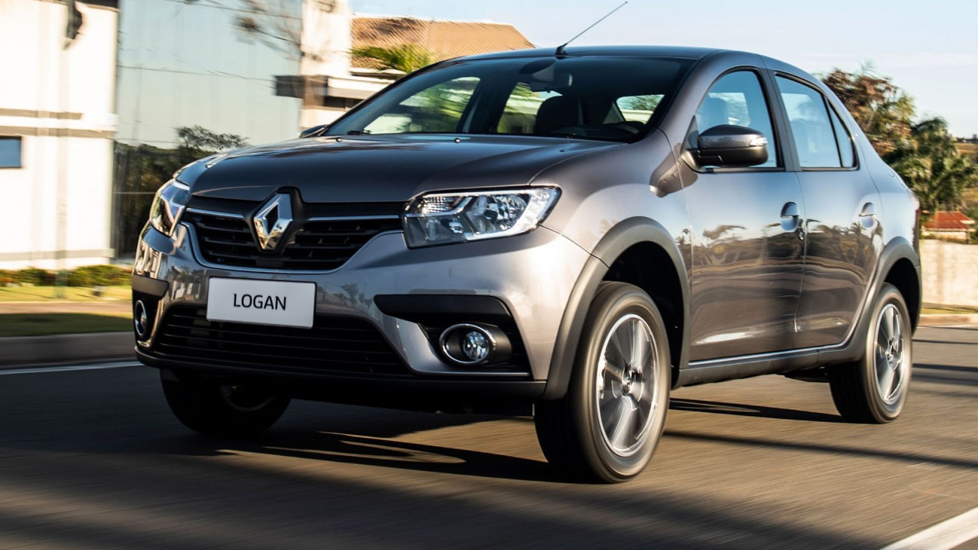 Fim de uma Era: Renault Logan se Despede do Mercado Brasileiro Após 17 Anos