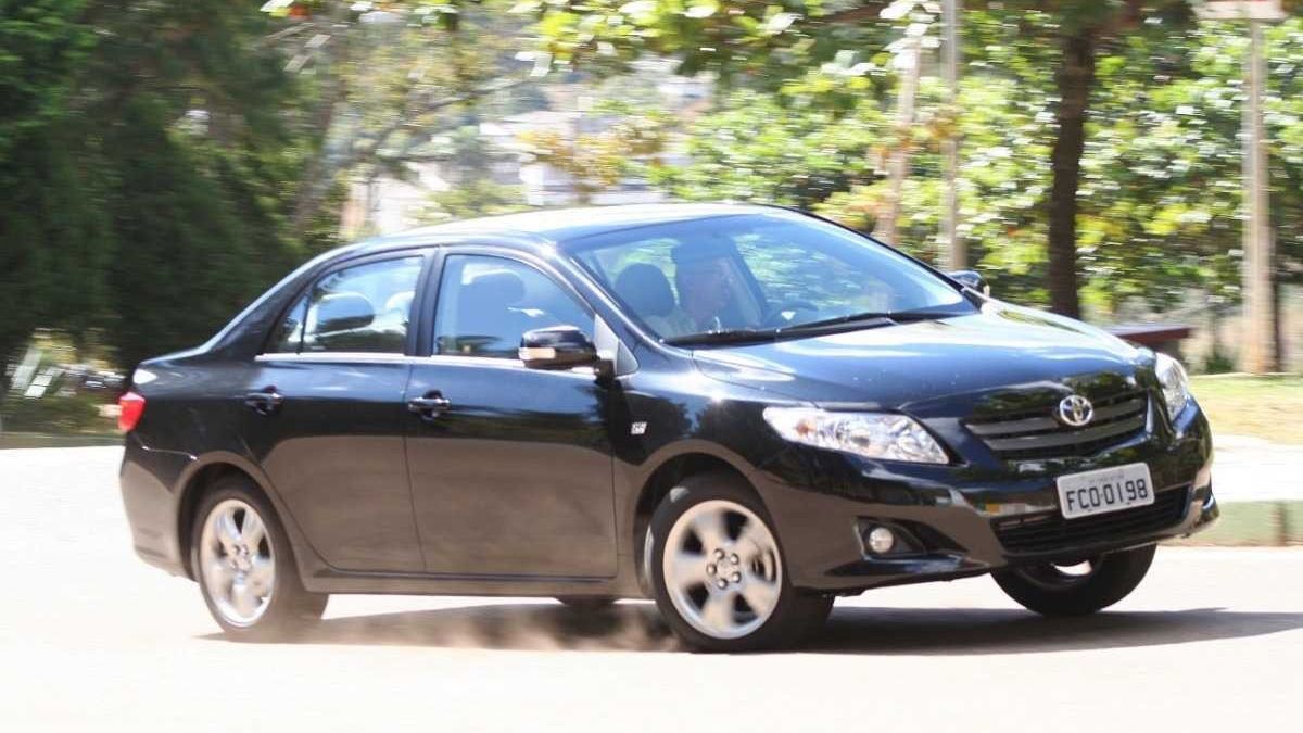 Toyota Corolla 2010 ainda vale a pena em 2025? Descubra se este ...