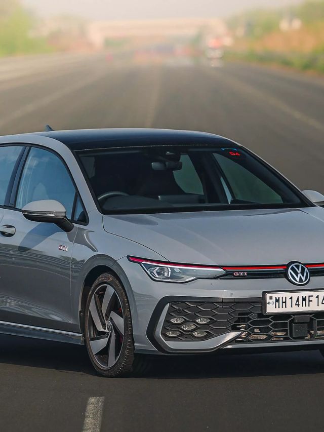 Jetta GLI e Golf GTI 2025 chegam com visual e força renovados