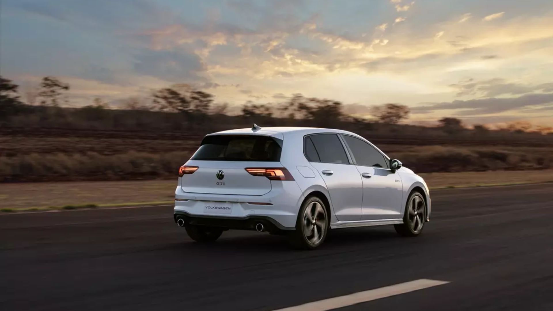 Novo VW Golf GTI 2026: Cofira todas as novidades